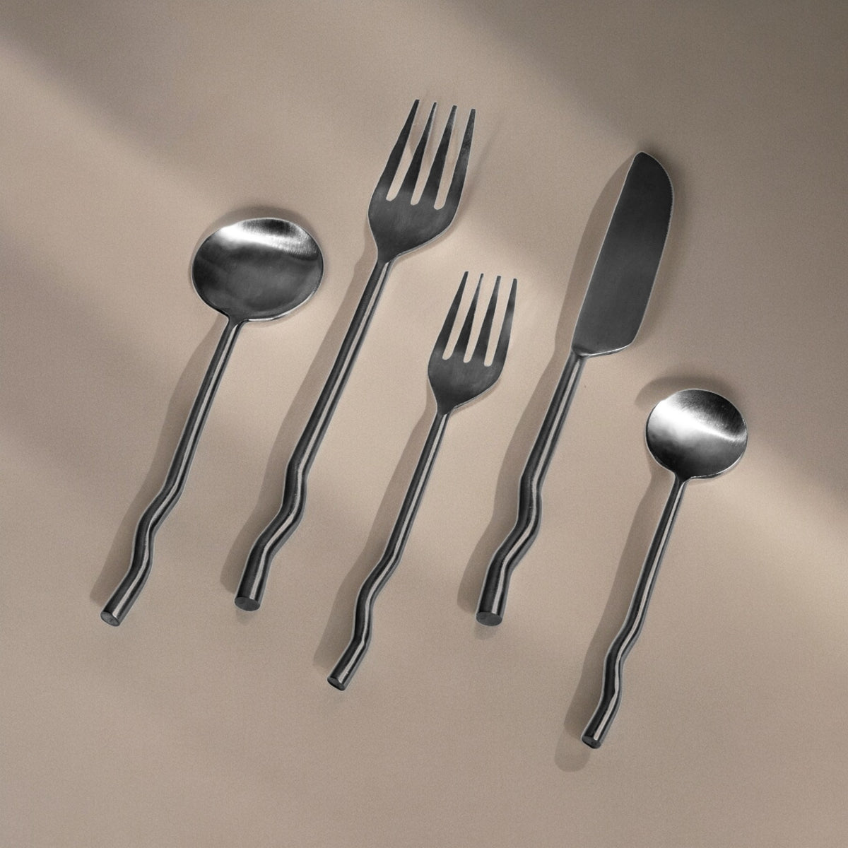 Emma Silver Flatware (Set of 20) by Diego Olivero Studio – MESO